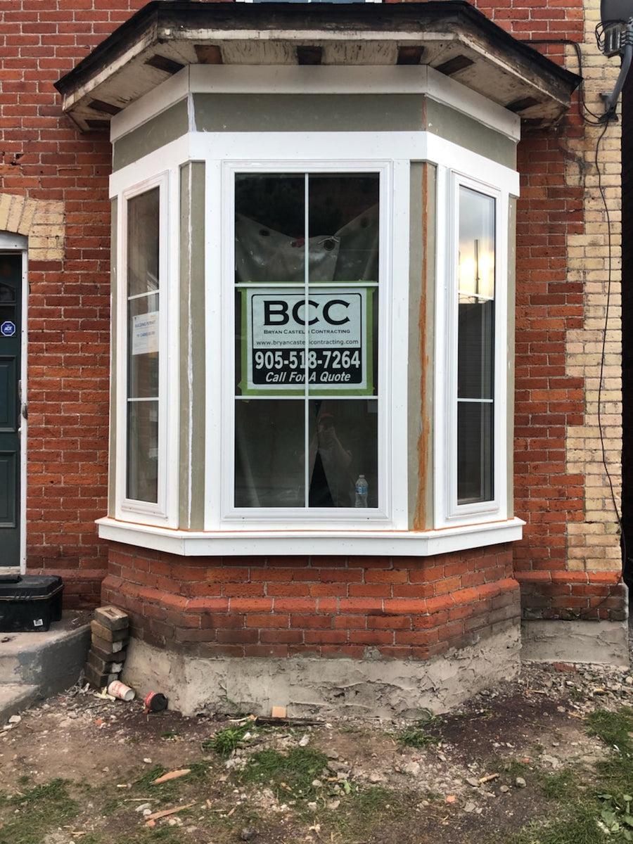 Front bay window – Bryan Castelli Contracting